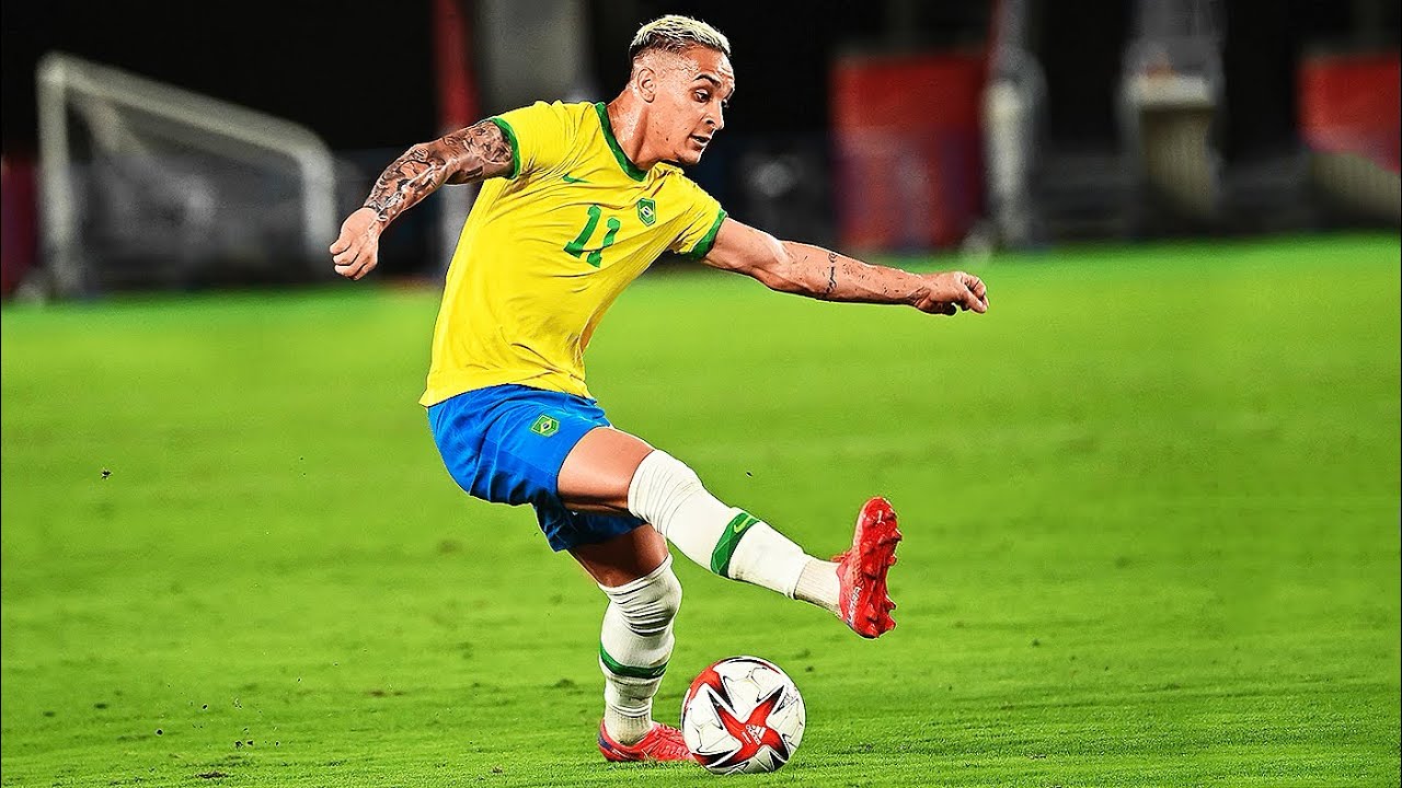 Manchester United ‘closing in on first summer transfer’ with £40 ...